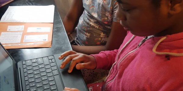 “I don’t feel that I’m left behind”: Laptops, smartphones and the ...